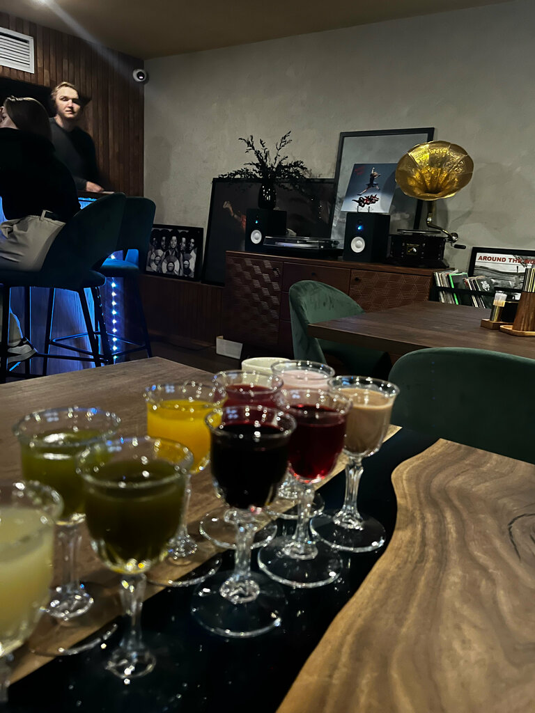 Bar A visiting Petersburger, Saint‑Petersburg, foto