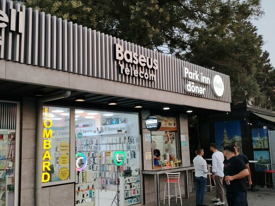 Fast food Park Inn Dönər, Bakü, foto