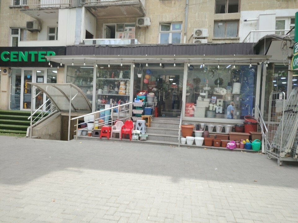 Yapı mağazası 1001 Xırdavat, Bakü, foto