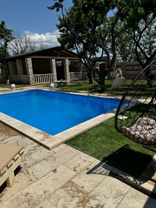 Haghtanak Garden (Haghtanak 2nd Street No:37/7), çardak  Erivan'dan