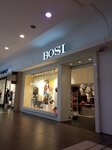 Bosi (Bogotá, 72nd Lane Avenue, 80-94/LC-2-03), giyim mağazası