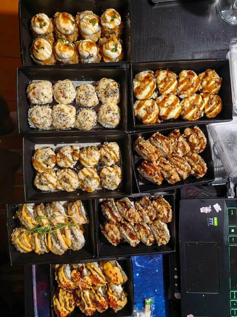 Suşi ve asya ürünleri Суши от Завьяловой, Velikiy Ustug, foto