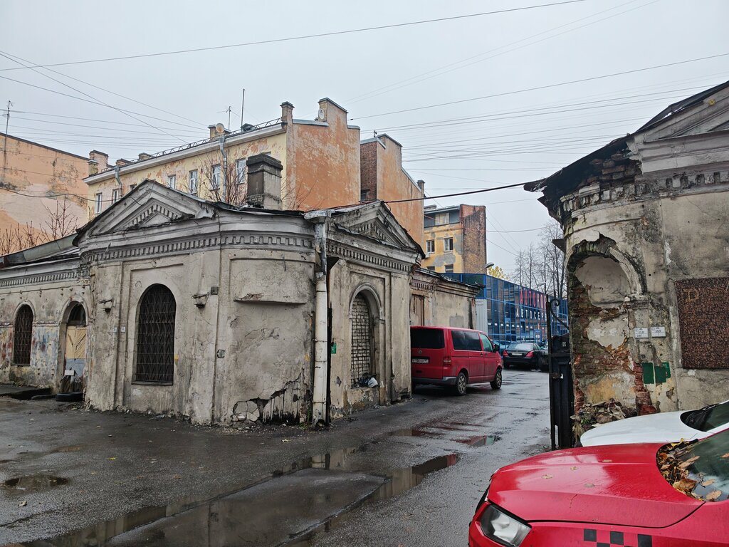 Turistik yerler Караулка усадьбы Строганова, Saint‑Petersburg, foto