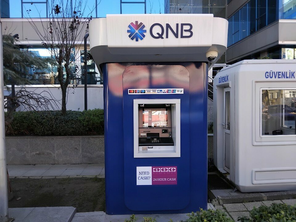 ATM'ler QNB ATM, İstanbul, foto