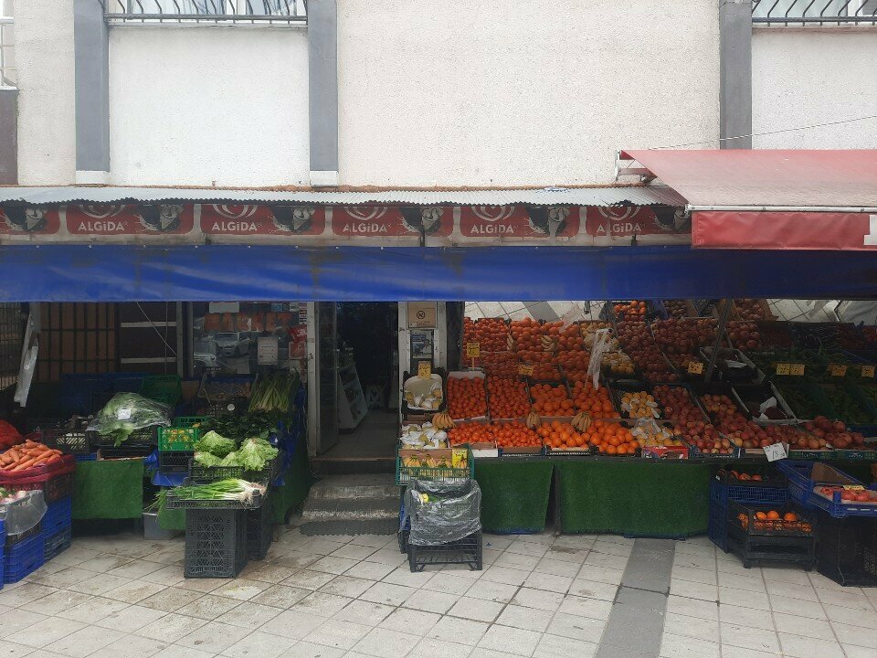 Süpermarket Huzur Market, İstanbul, foto