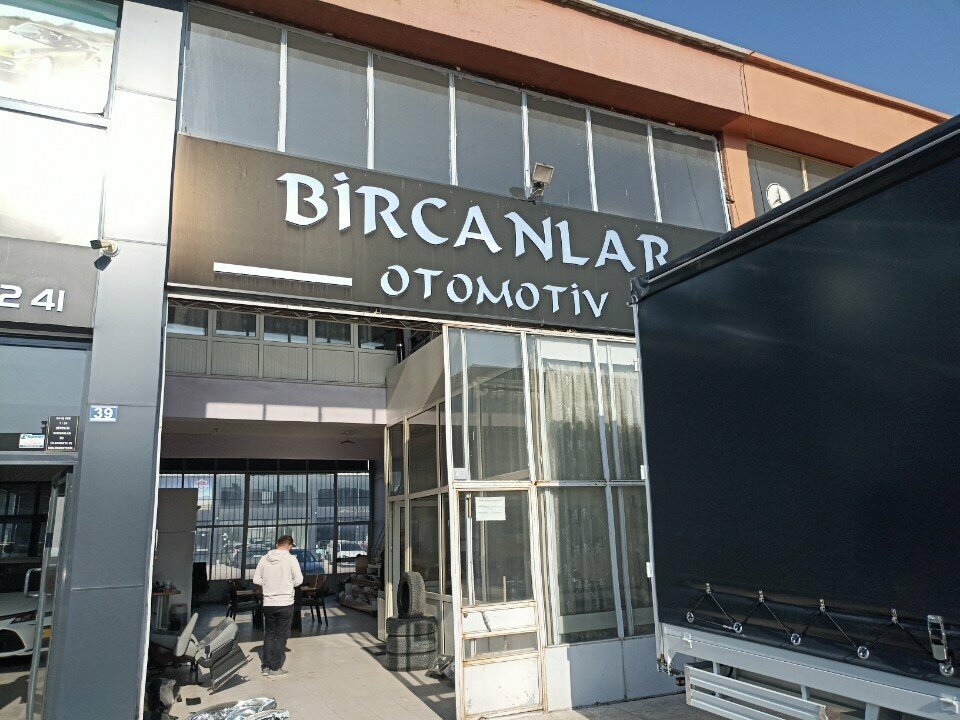 Otomobil satış galerileri Bircanlar Otomotiv, Konya, foto