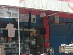 Confecciones R&e (Santa Cruz de la Sierra, Distrito Municipal 6, Avenida Principal Los Chacos), giyim pazarı  Santa‑Krus'tan