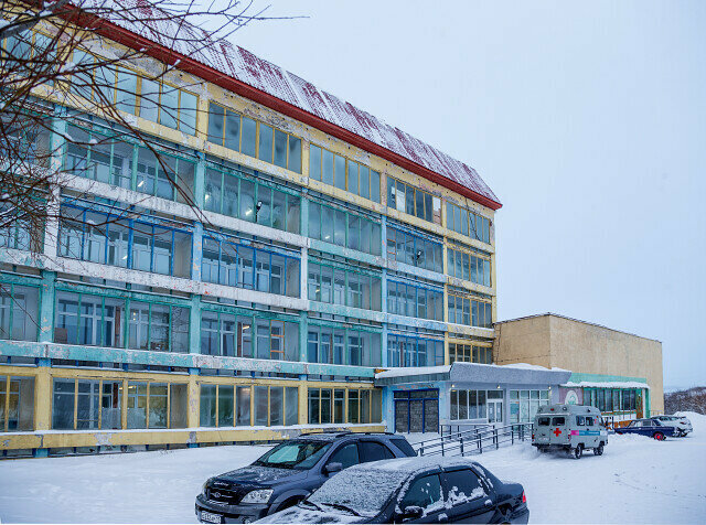 Poliklinikler Lechebno-profilakticheskii korpus Zapolyare, Vorkuta, foto