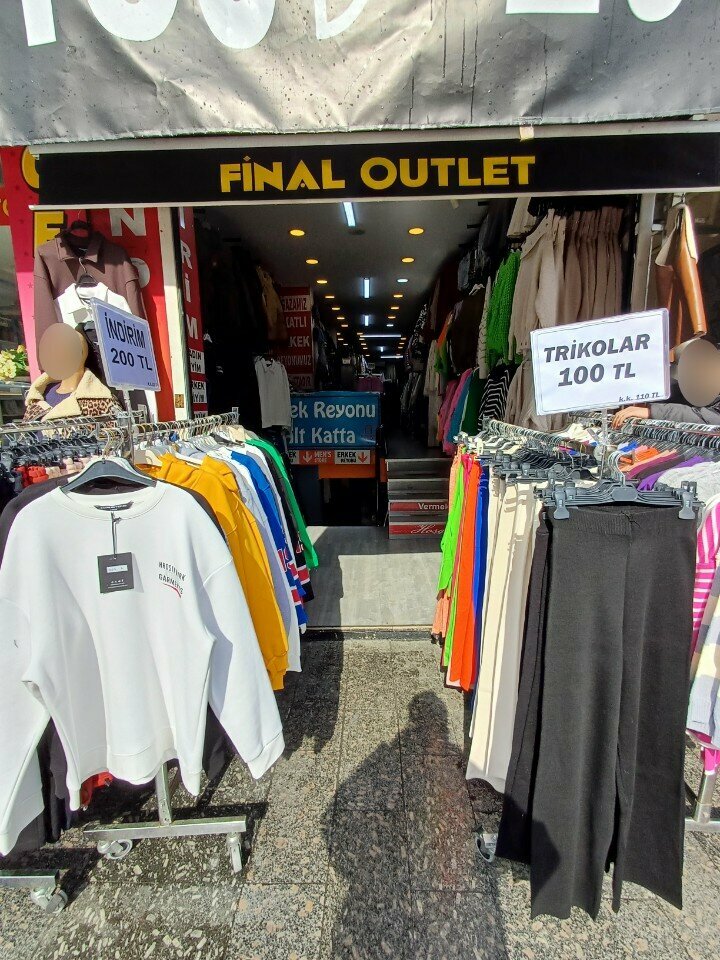 Giyim mağazası Final Outlet, İstanbul, foto