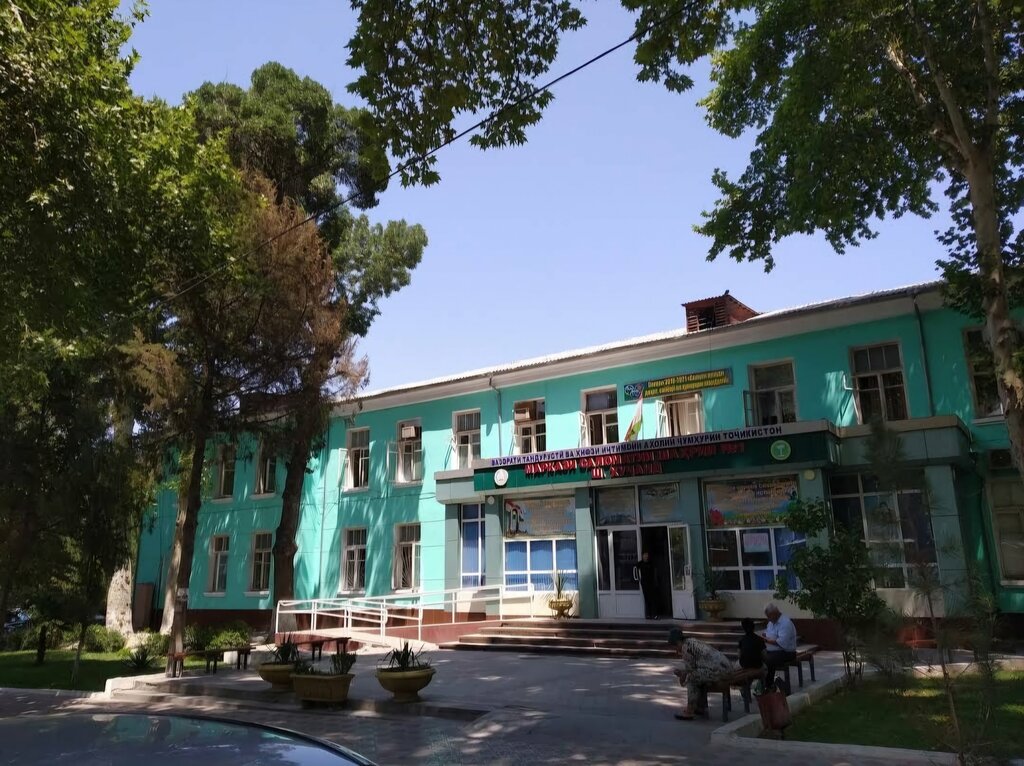Poliklinikler Поликлиника № 1, Hücent, foto