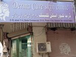 Derma cure (Badar Commercial 12-A Street No:20E), tıp merkezleri ve klinikler  Karaçi'den