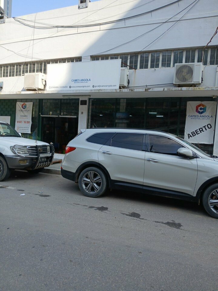 Züccaciye mağazaları Cames, Loanda, foto