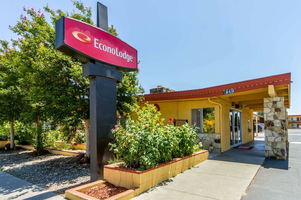 Otel Econo Lodge Fairfield, Fairfield, foto