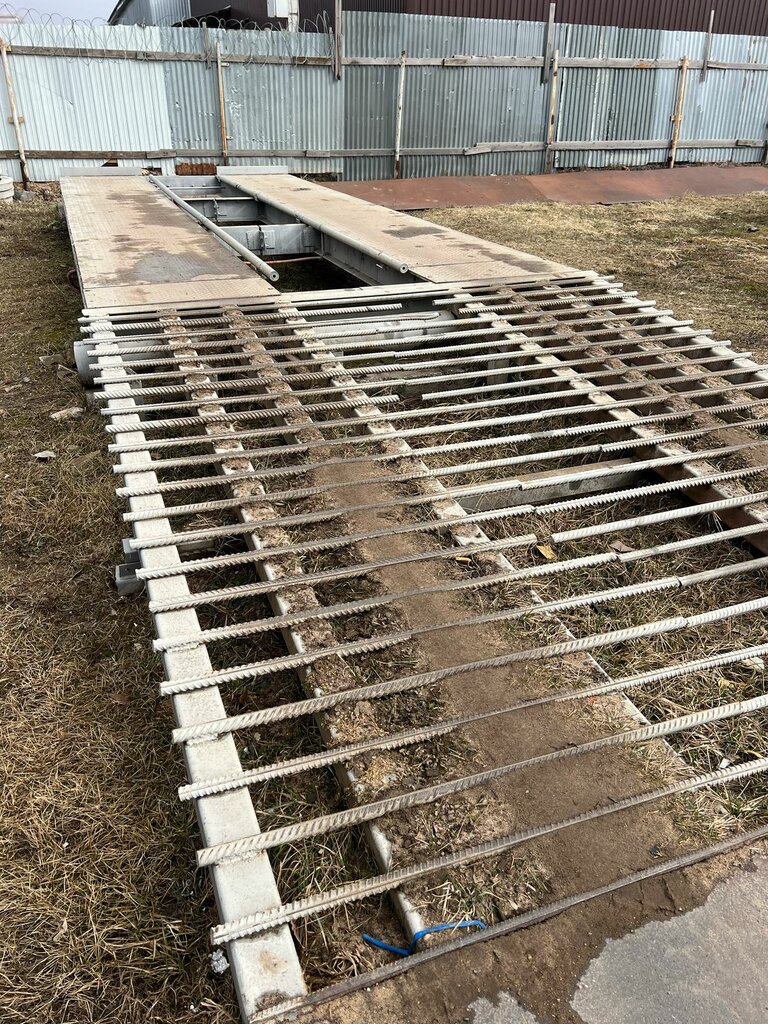 Geri dönüşüm maddeleri Акрон Скрап, Tver, foto