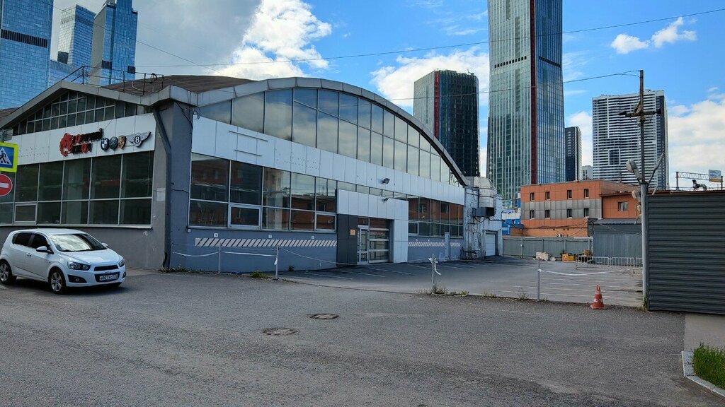 Otomobil satış galerileri Teslaforyou, Moskova, foto