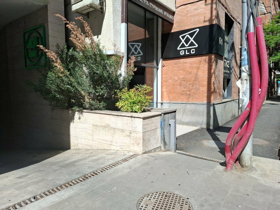 Asansörler, asansör ekipmanları საქართველოს ლიფტების კომპანია/Georgian Lift Company, Tiflis, foto