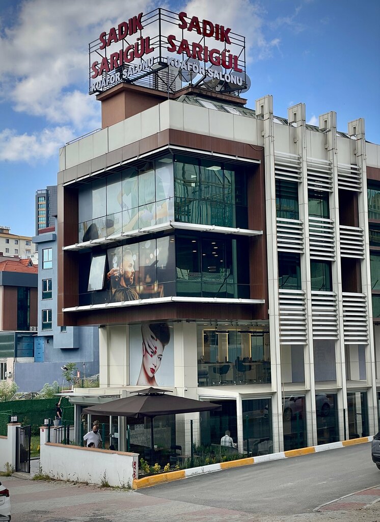 Kuaförler Sadık Sarıgül Kuaför ve Güzellik Merkezi, İstanbul, foto