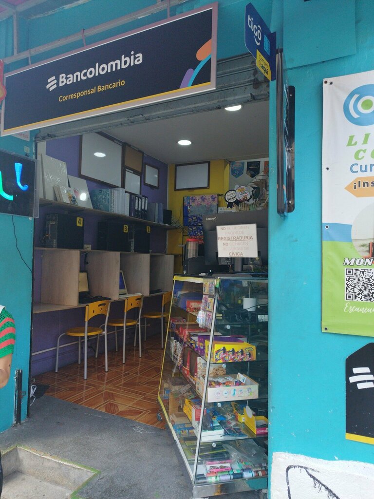 Kırtasiyeler Internet Stationery, Medellin, foto