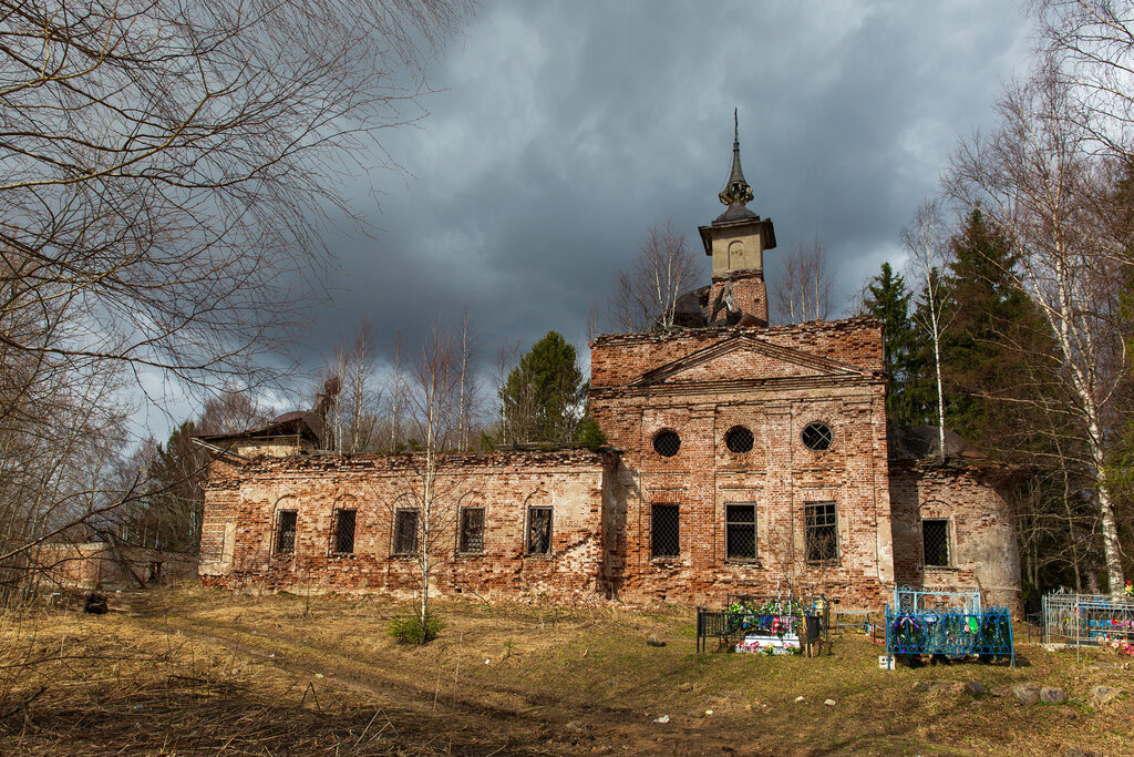 Ortodoks kiliseleri Tserkov Rozhdestva Khristova V Nikolskom, Vologodskaya oblastı, foto