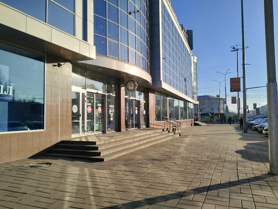 GSM operatörleri MegaFon - Yota, Saratov, foto