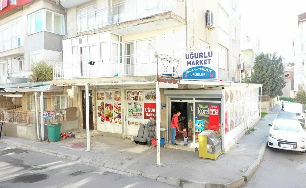 Mini-market Uğurlu Market, İzmir, foto