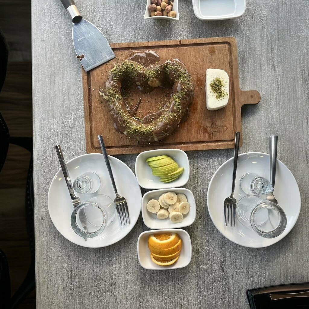 Pasta, şekerleme ve tatlı Ehl-İ Künefe, Isparta, foto