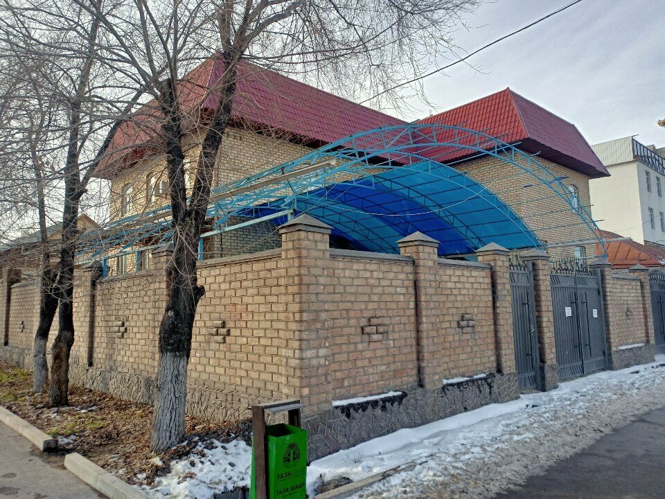 Kafe Папа сан, Bişkek, foto