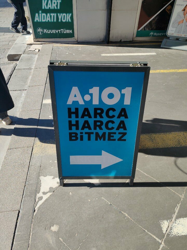 Süpermarket A 101, İstanbul, foto