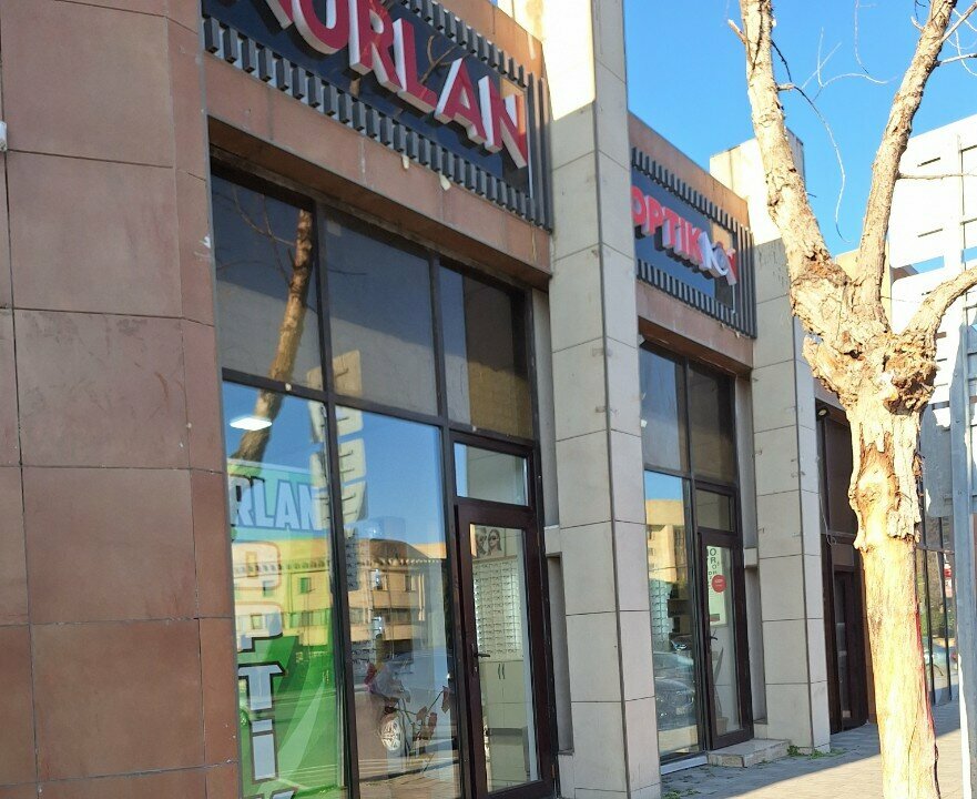 Optik Nurlan Optik, Bakü, foto