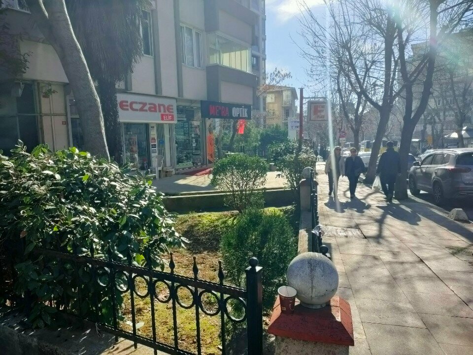 Eczaneler Elif, İstanbul, foto