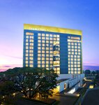 DoubleTree by Hilton Hotel Jakarta - Diponegoro (Jalan Pegangsaan Timur No:17), otel  Cakarta'dan