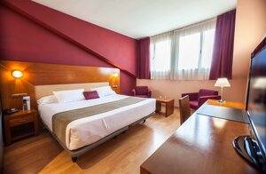 Hotel Andia (Navarra, N-138), otel  Navarra'dan