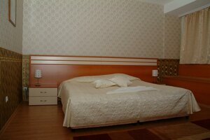 Dobrudja (Dobrich Province, Dobrichka, Dobrich), otel  Dobriç'ten