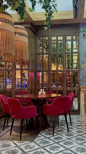 Belka (Revolyutsii Street No:24), restoran  Perm'den