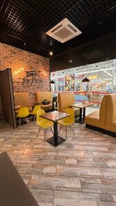 PizzaHouse (Rossiyskikh Gazovikov Street No:6, Maloyaroslavets), pizzacılar  Maloyaroslavets'ten