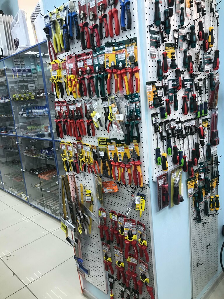 Yapı mağazası Строительные материалы, Omsk, foto