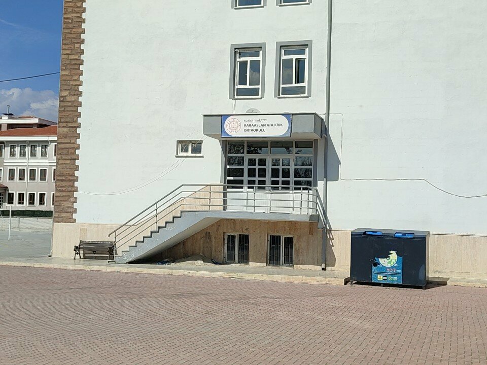 Ortaokul Karaaslan Atatürk Ortaokulu, Konya, foto