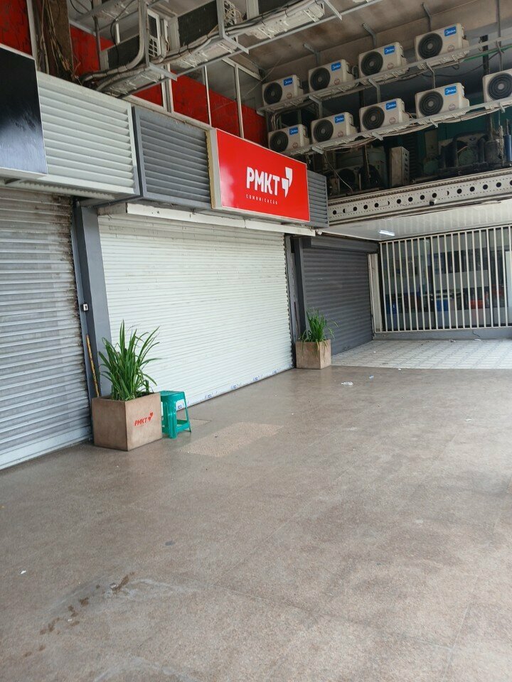 Elektronik eşya mağazaları Pmkt, Loanda, foto