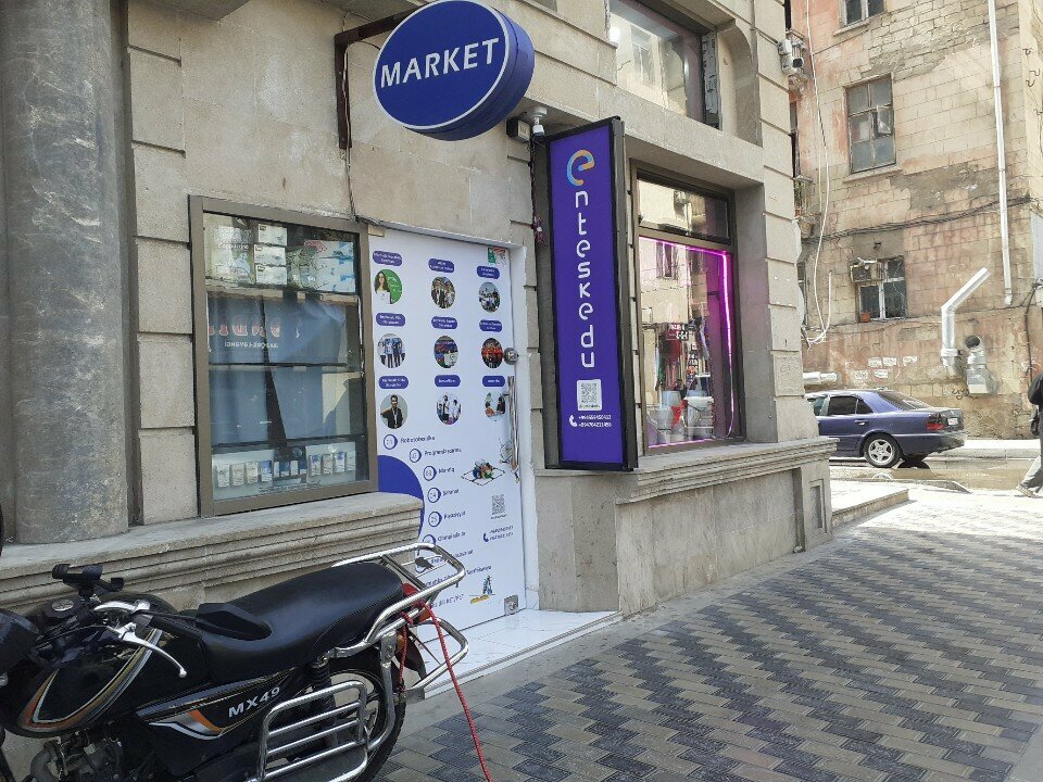 Eğitim merkezleri Etasedu, Bakü, foto