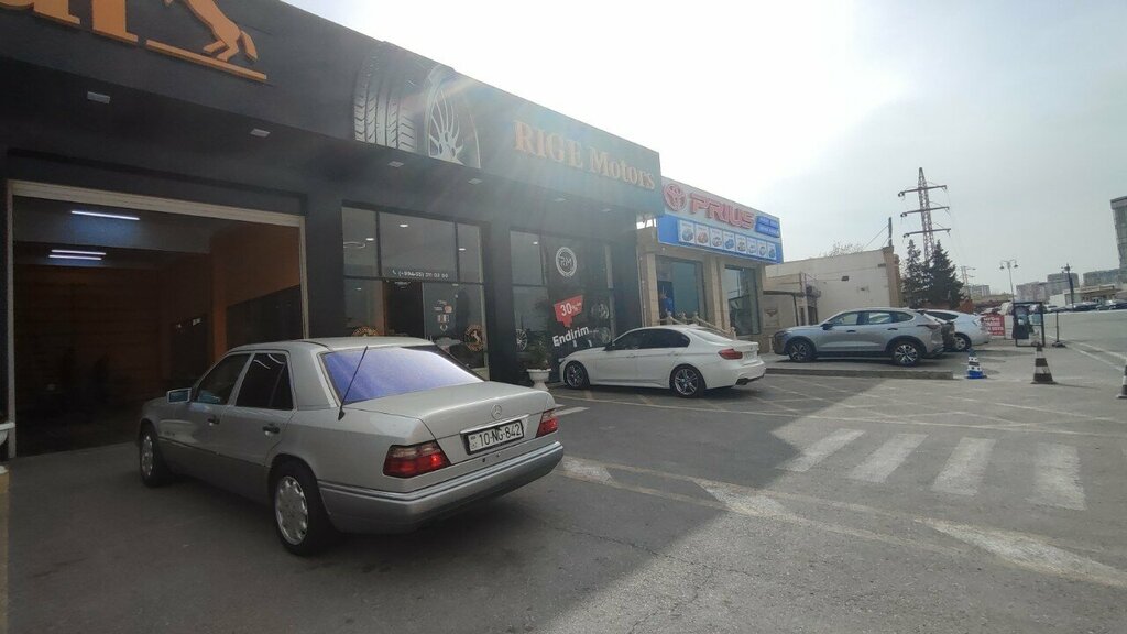 Jant ve lastikçiler Rige Motors, Bakü, foto