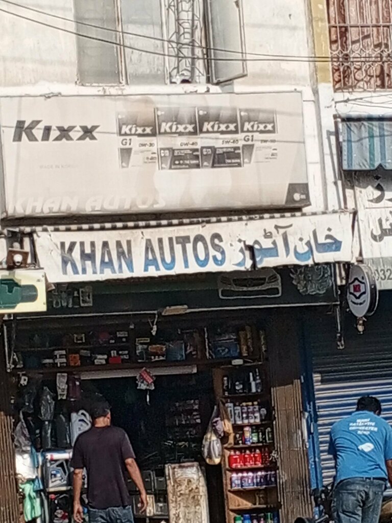 Otomobil servisi Khans auto, Karaçi, foto