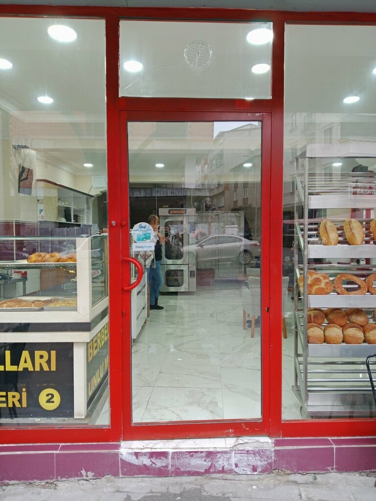 Ekmek fırını Berber Oğulları Unlu Mamülleri 2, İstanbul, foto