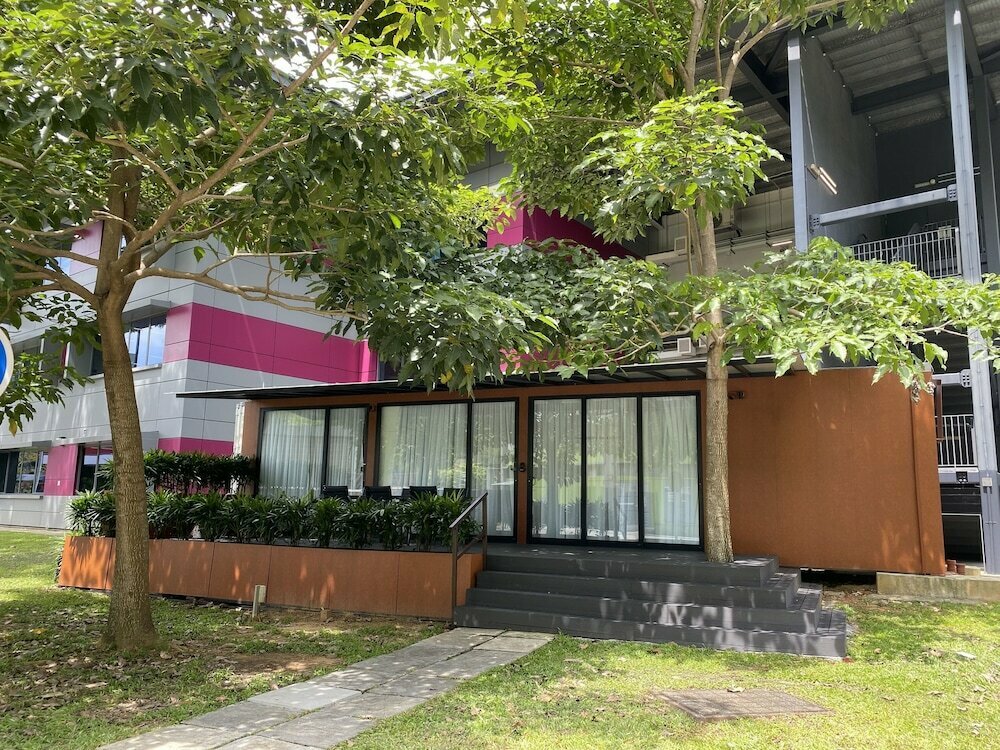 Otel Shipping Container Hotel @ One-North, Singapur, foto