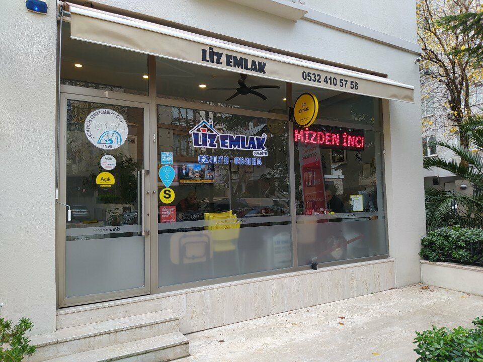 Emlak ofisi Liz Emlak, İstanbul, foto