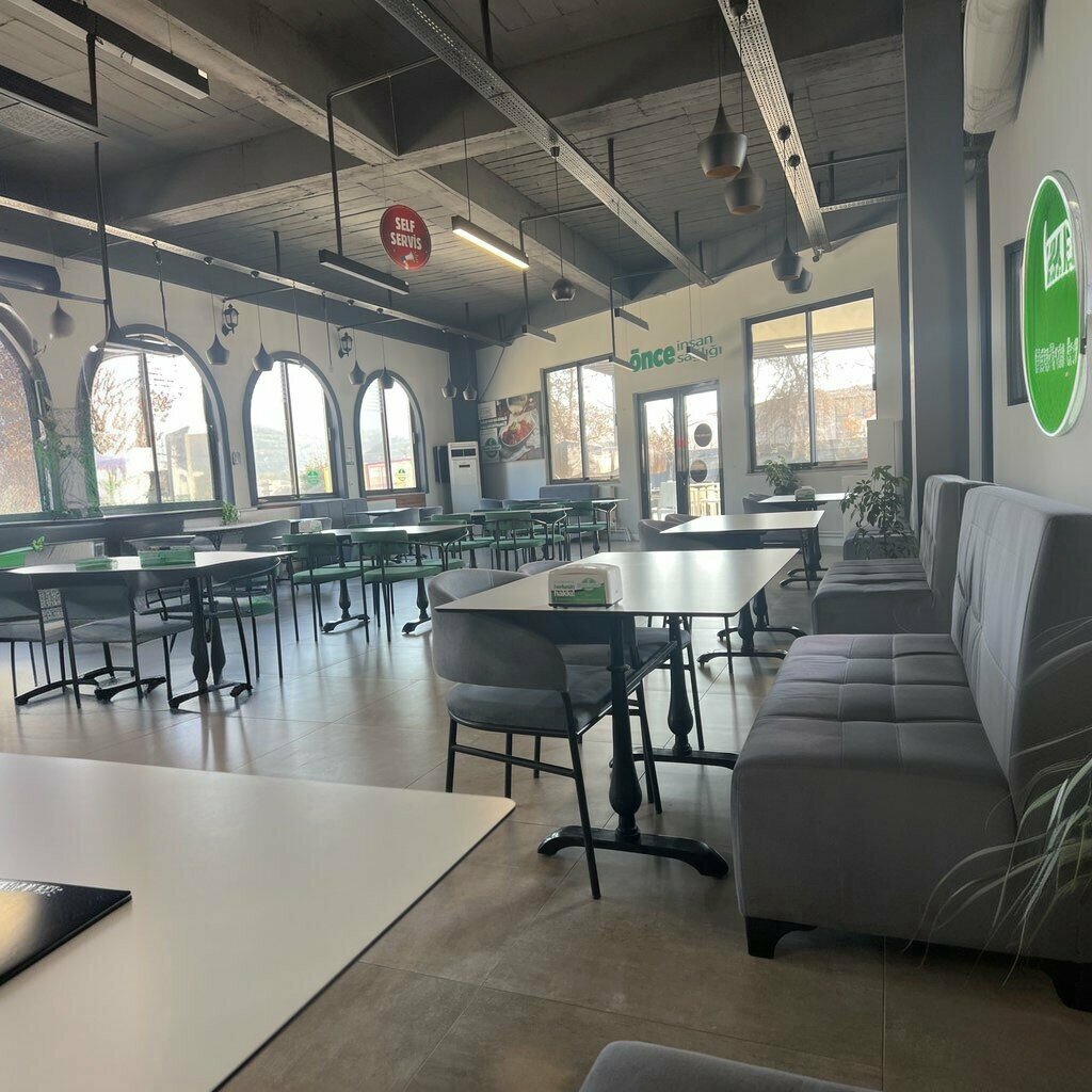 Restoran Ekrem Coşkun Döner, Bucak, foto