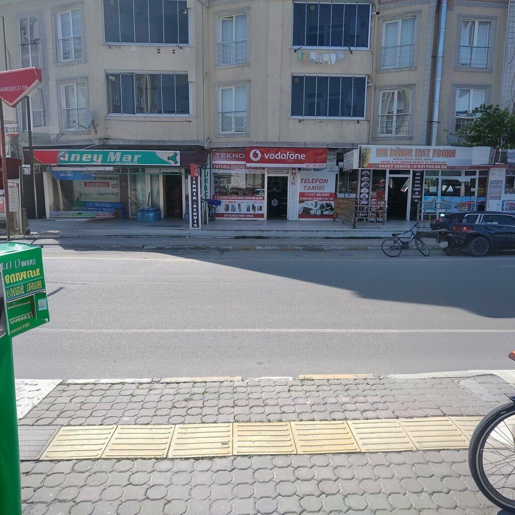 Cep telefonu ve aksesuarları satış mağazaları Dst Bilişim, Kapaklı, foto