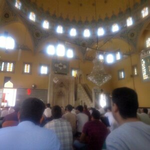 Huzur Cami (Diyarbakır, Kayapınar, Huzurevleri Mah., 11. Sok., 2), cami  Diyarbakır'dan