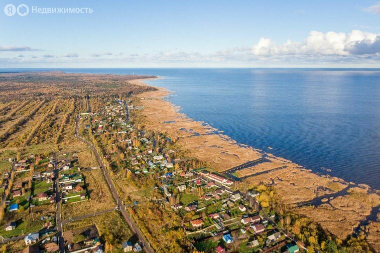 Yazlık yerleşim Ладожский маяк, Saint‑Petersburg ve Leningradskaya oblastı, foto
