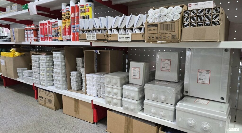 Elektrik ve elektrikli ürün mağazası Ампераж, Tolyatti (Togliatti), foto