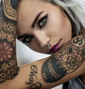 Dövmeciler Tattoo Market, Taşkent, foto